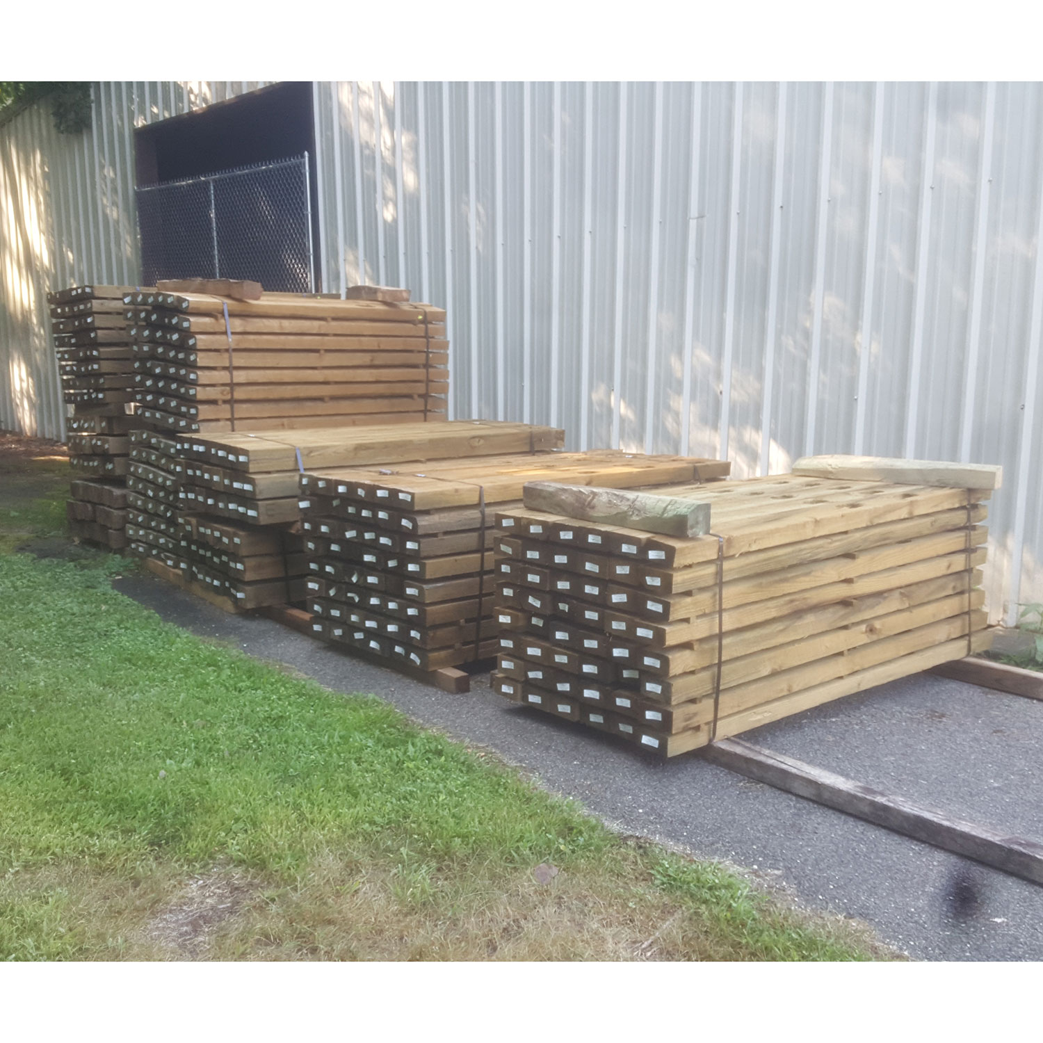 West Virginia Lap Rail Posts - Lifetime Treated .40 ACQ Southern Yellow ...