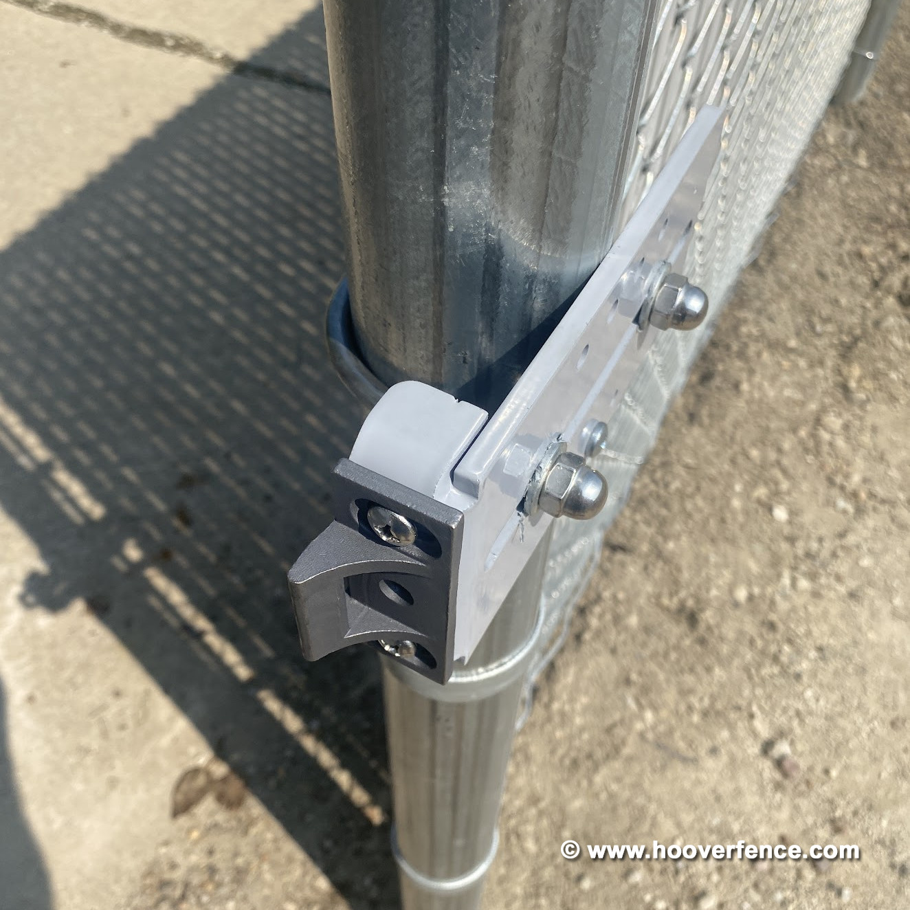 DAC Industries Strike Latch Receiver Bracket | Hoover Fence Co.