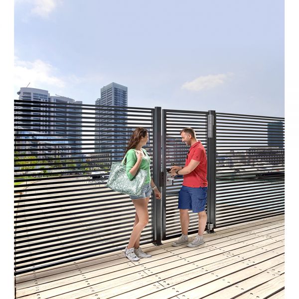 Locinox Mammoth180 Self-Closing Hinge Set | Hoover Fence Co.