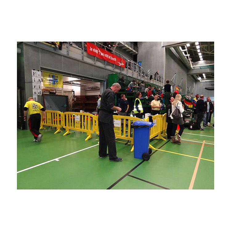 MLR Movit Plastic Crowd Control Barricades | Hoover Fence Co.