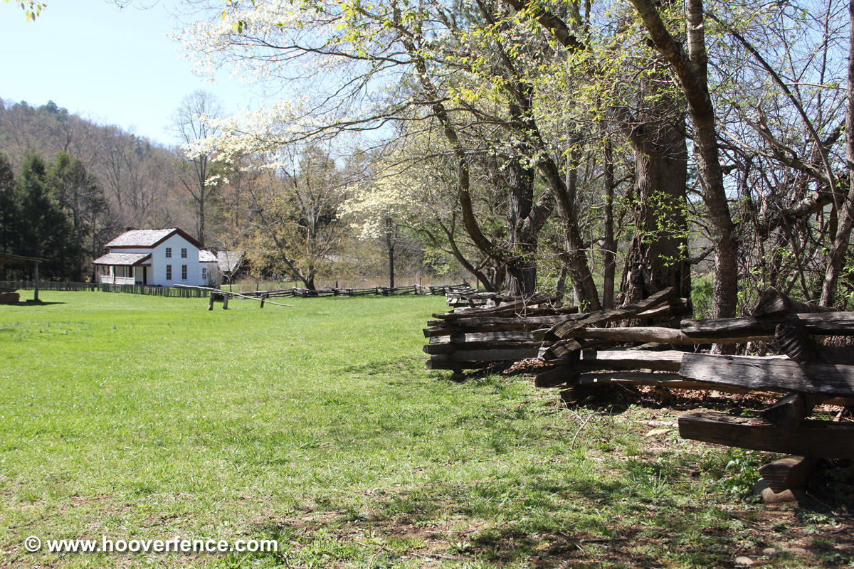 Cedar Stack Rails - Unscarfed | Hoover Fence Co.